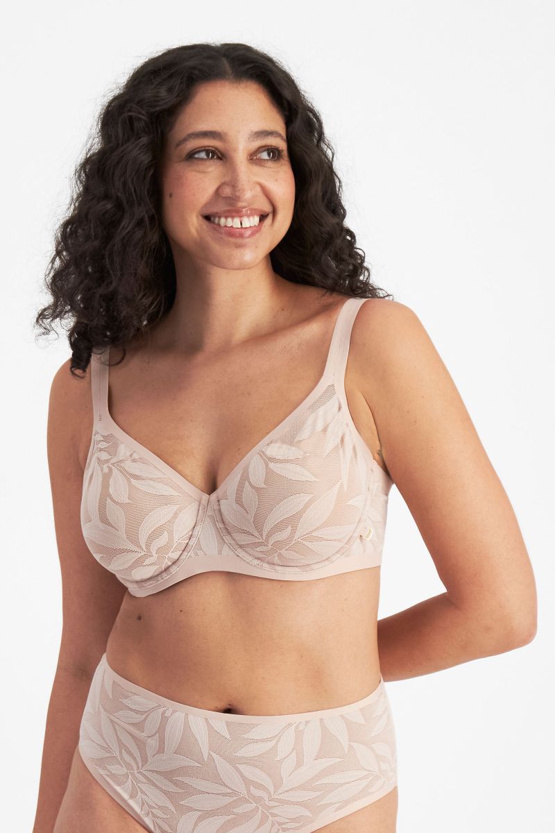Berlei Because Minimiser | Womens Bra | YWEB